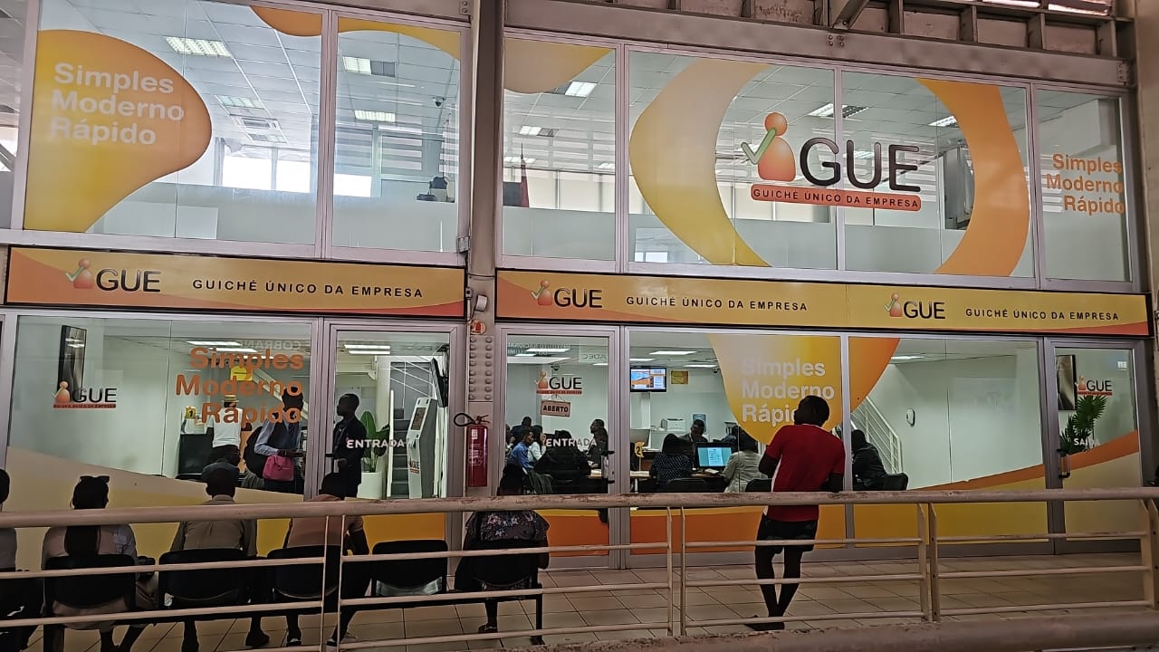 GUE | Postos